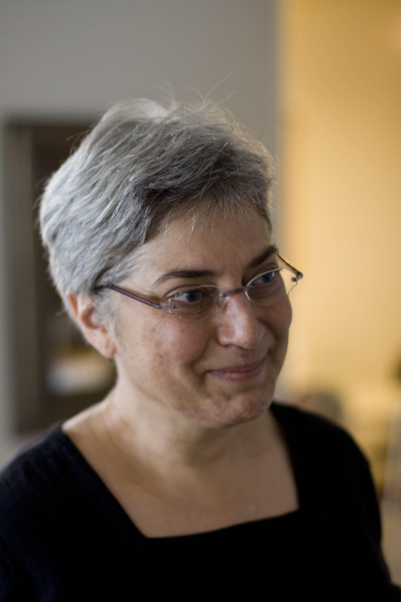 Zara Houshmand | Full Stop